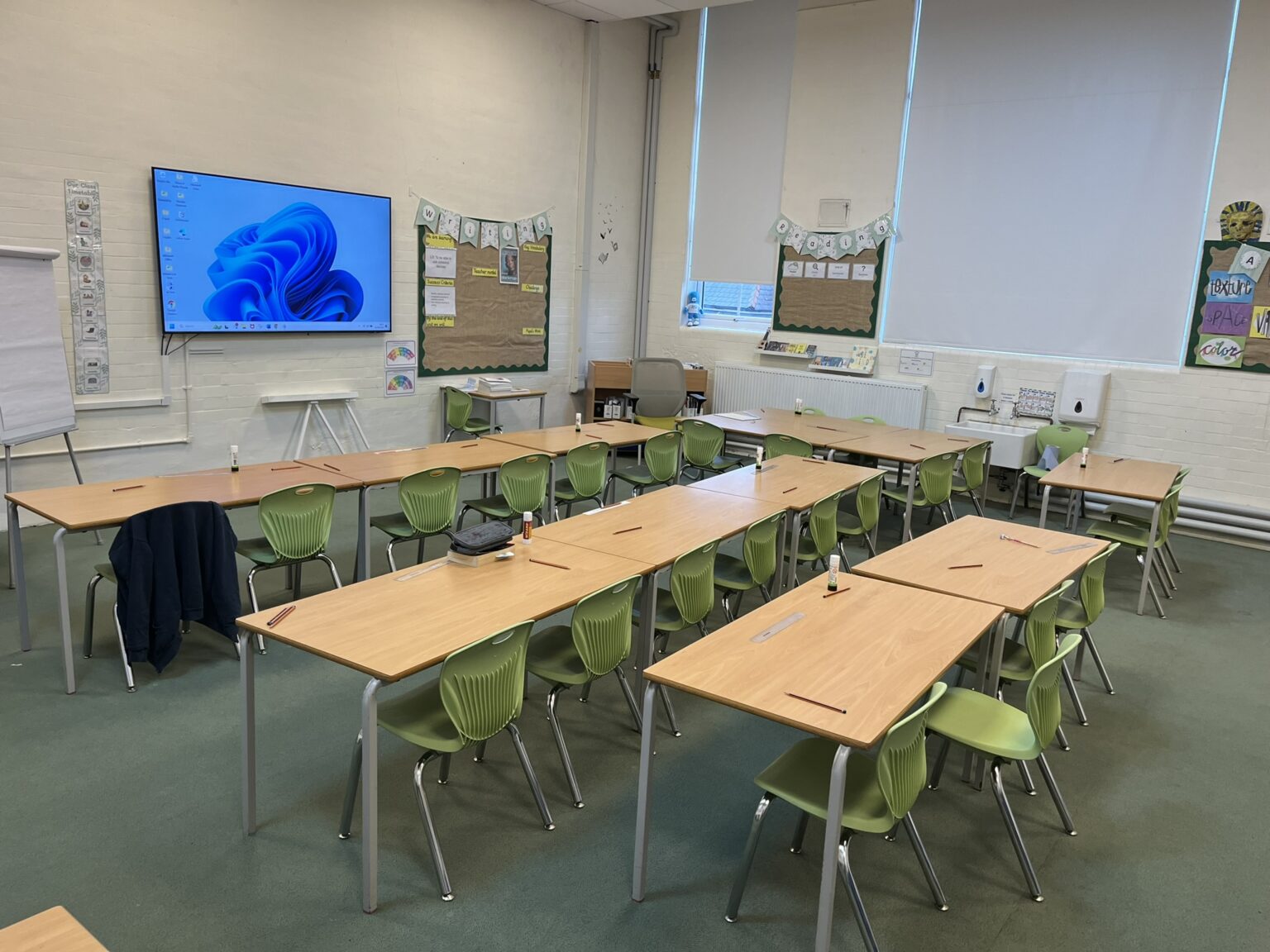 About Us - Houndsfield Primary School